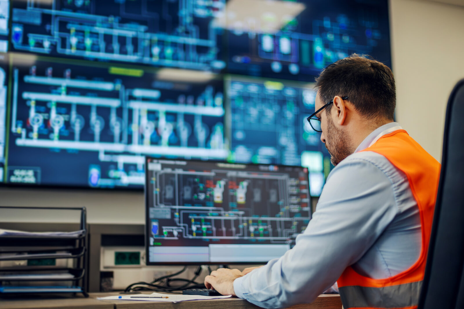 Crucial Warning Signs Manufacturers Miss During Slowdowns | Pinion Global